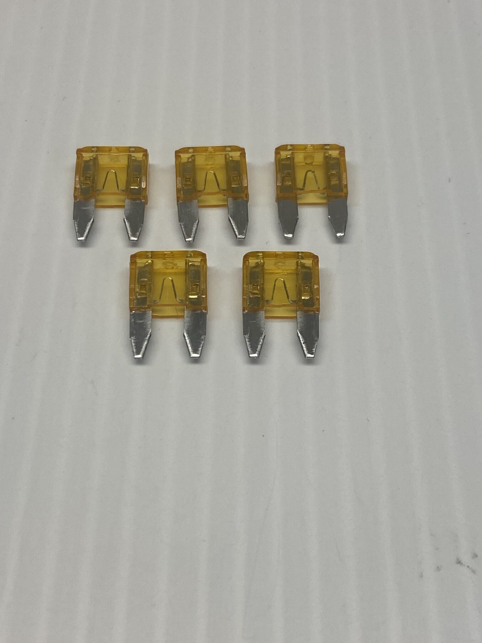 5 Amp Fuses - Wizard of Wire